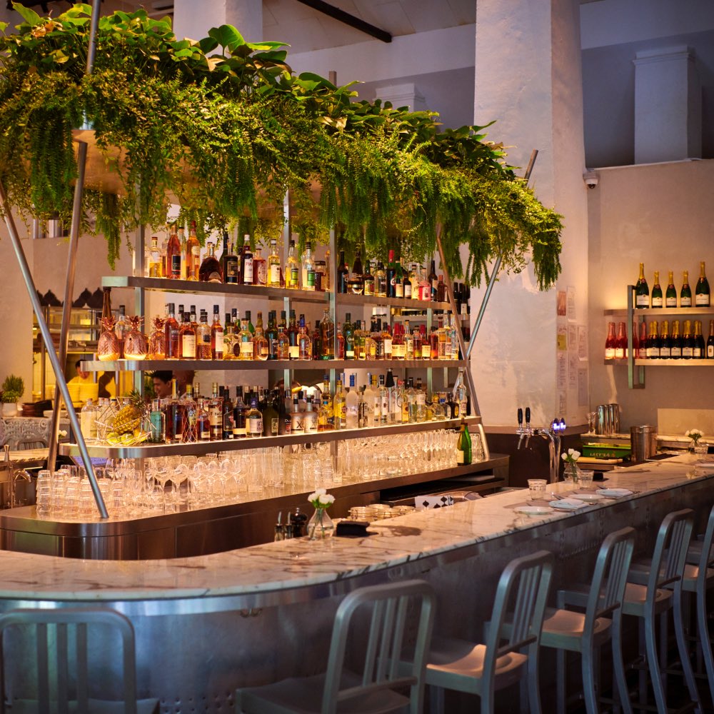 BEST BARS IN SINGAPORE - 2025 HOT LIST